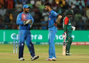 Cricket Ground Fielding Positions in Powerplay with Position names ...